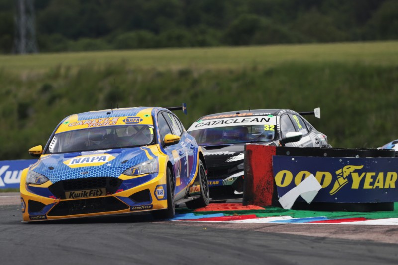 BTCC | NAPA Racing UK