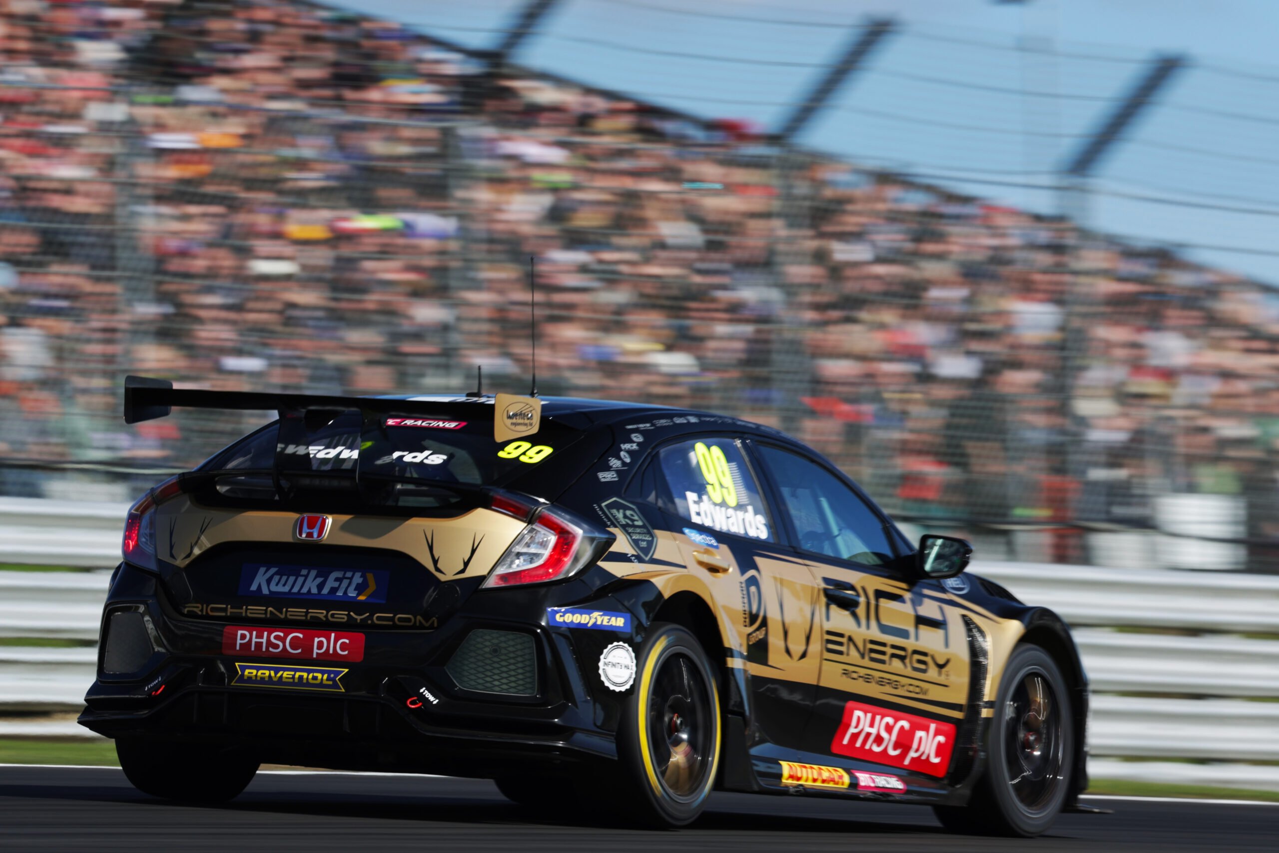 2022 Driver Spotlight: Jade Edwards • BTCC